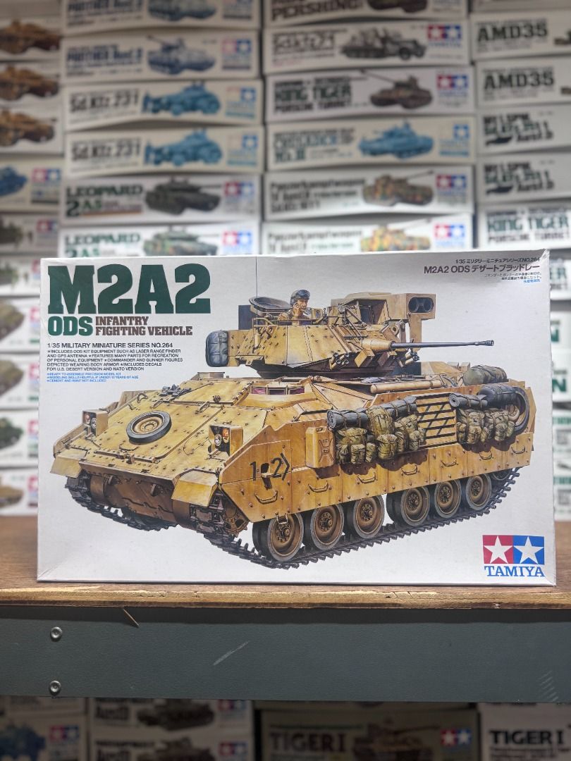 田宮 Tamiya 35264 1/35 M2A2 Infantry Fighting Vehicle Operation Desert S ...